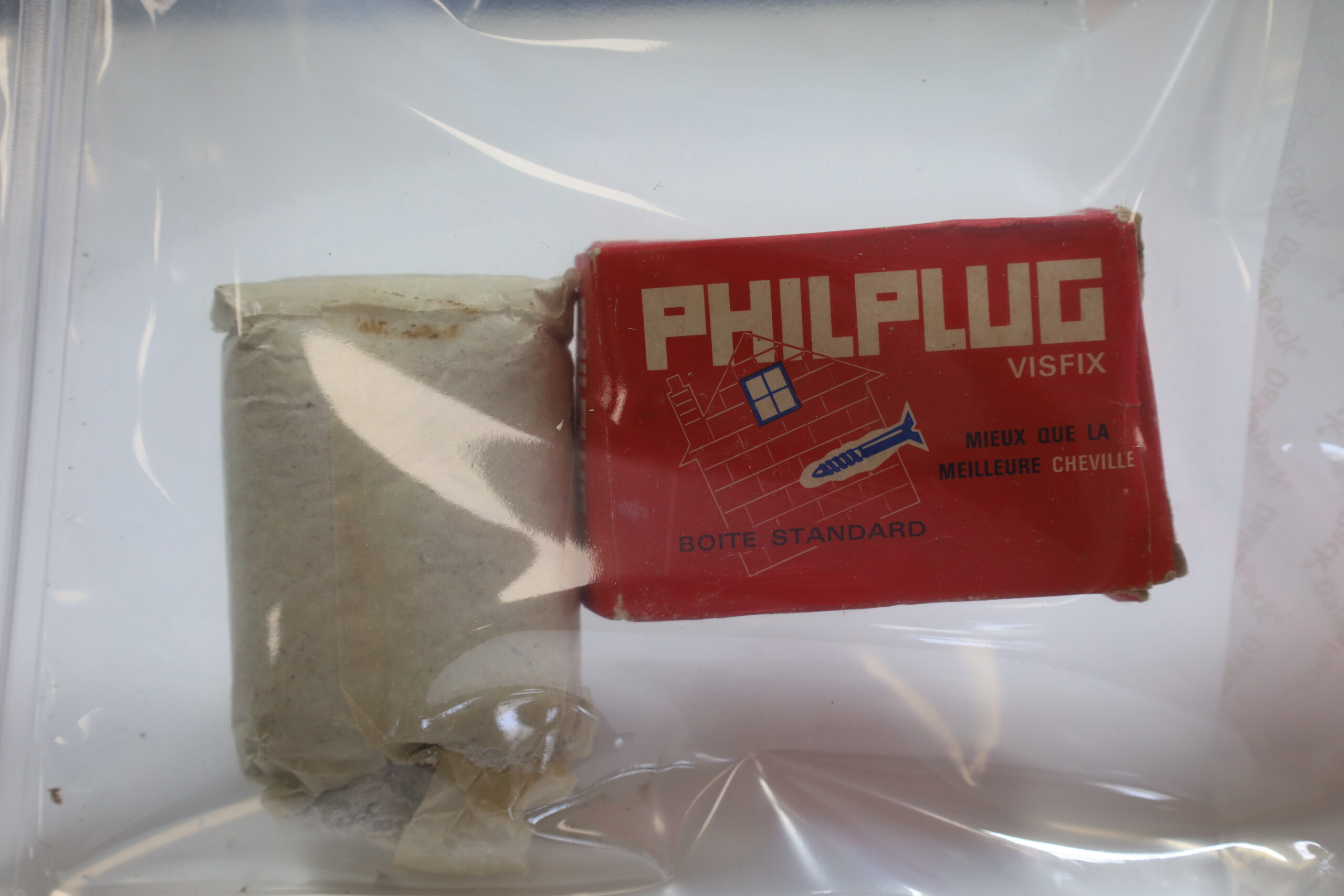 Plug – Asbestos Database